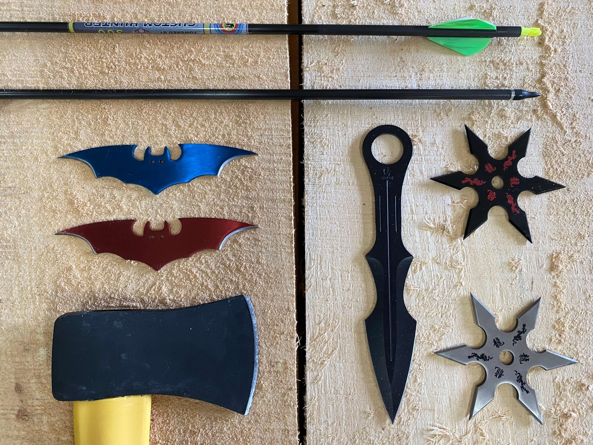 Rhyno's Axe Throwing and Archery